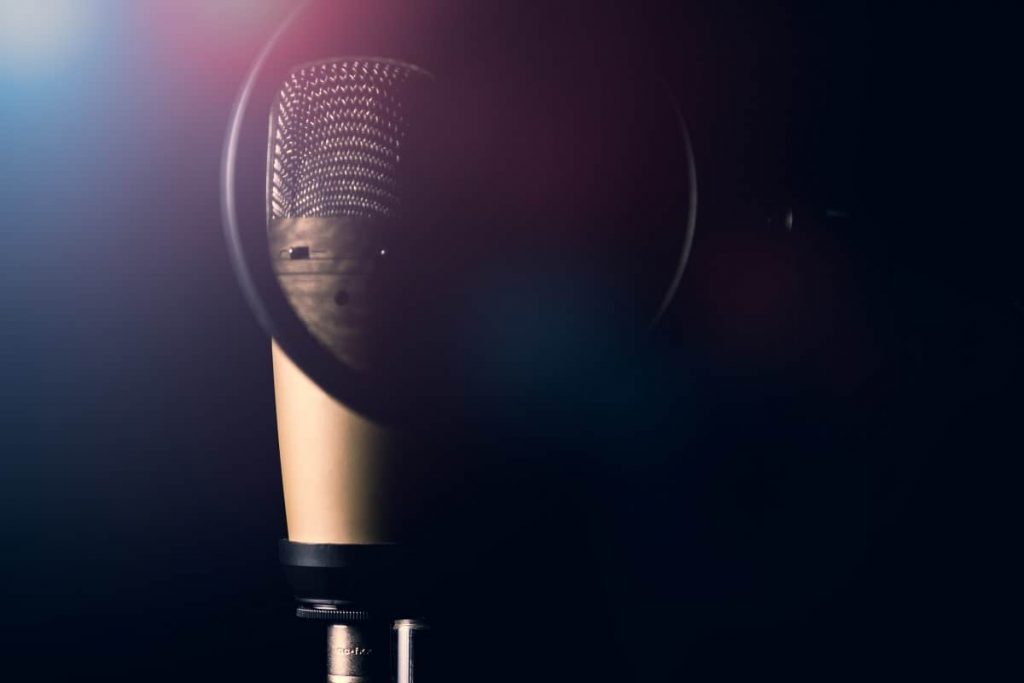 How To Connect A Condenser Mic To A Computer Tips & Tricks ...